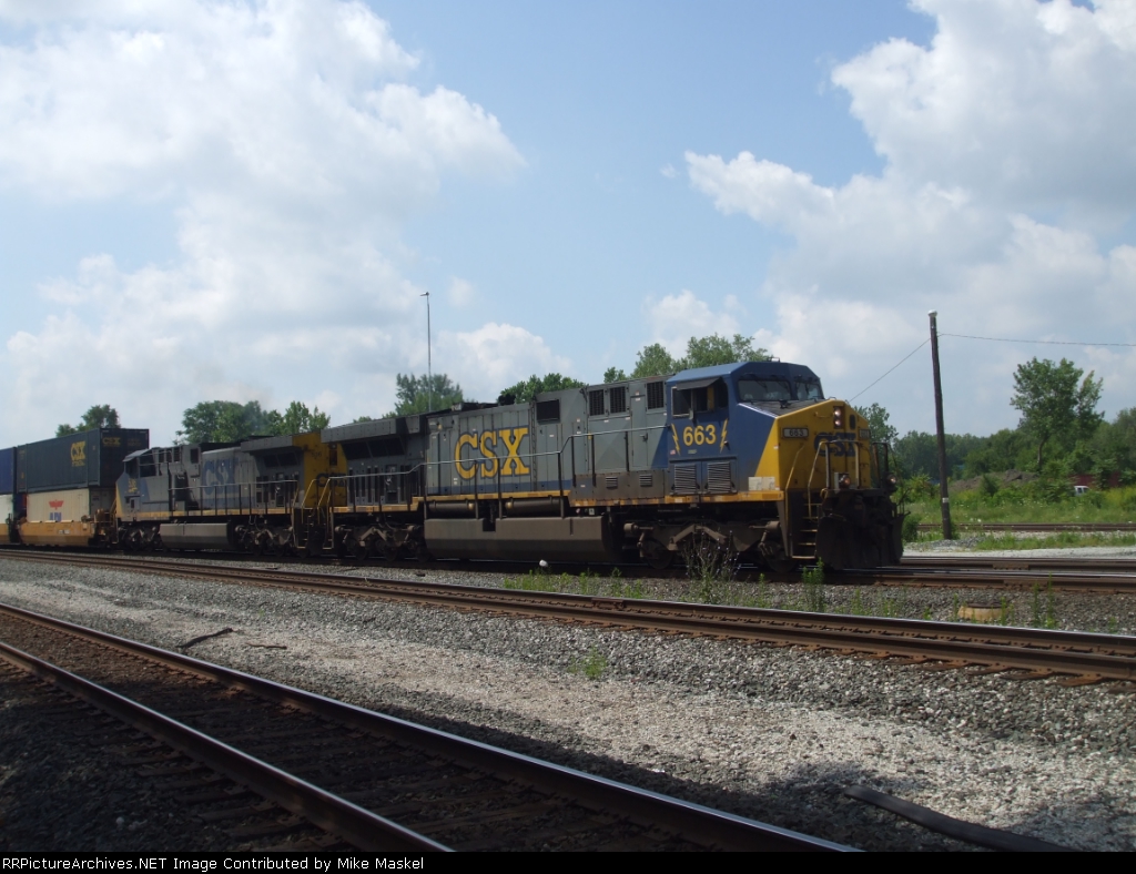 CSX 663
